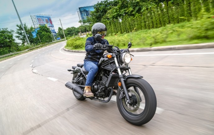 Honda Rebel 300 มอเตอร์ไซค์บ็อบเบอร์ที่คุ้มค่าการใช้งานเป็นที่สุด
