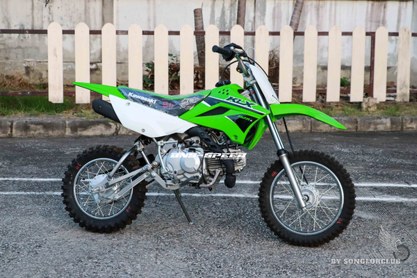 รีวิว KLX110R L ปี 2023 มอเตอร์ไซค์สไตล์วิบากคันจิ๋วจากแบรนด์ Kawasaki